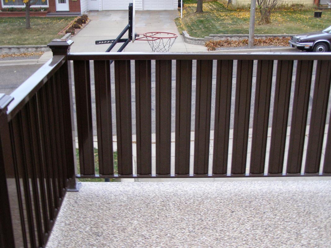 Custom Railing Solutions in Midwest USA - Get a Quote Today