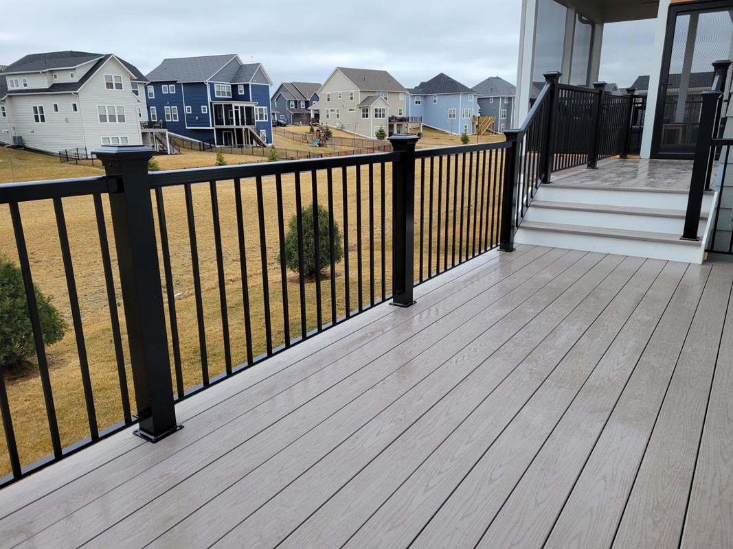 Standard Railing Supply and Installation Services - Get a Quote