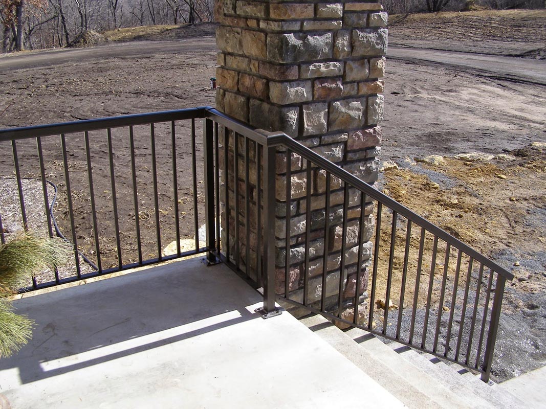 Standard Railing Supply and Installation Services - Get a Quote