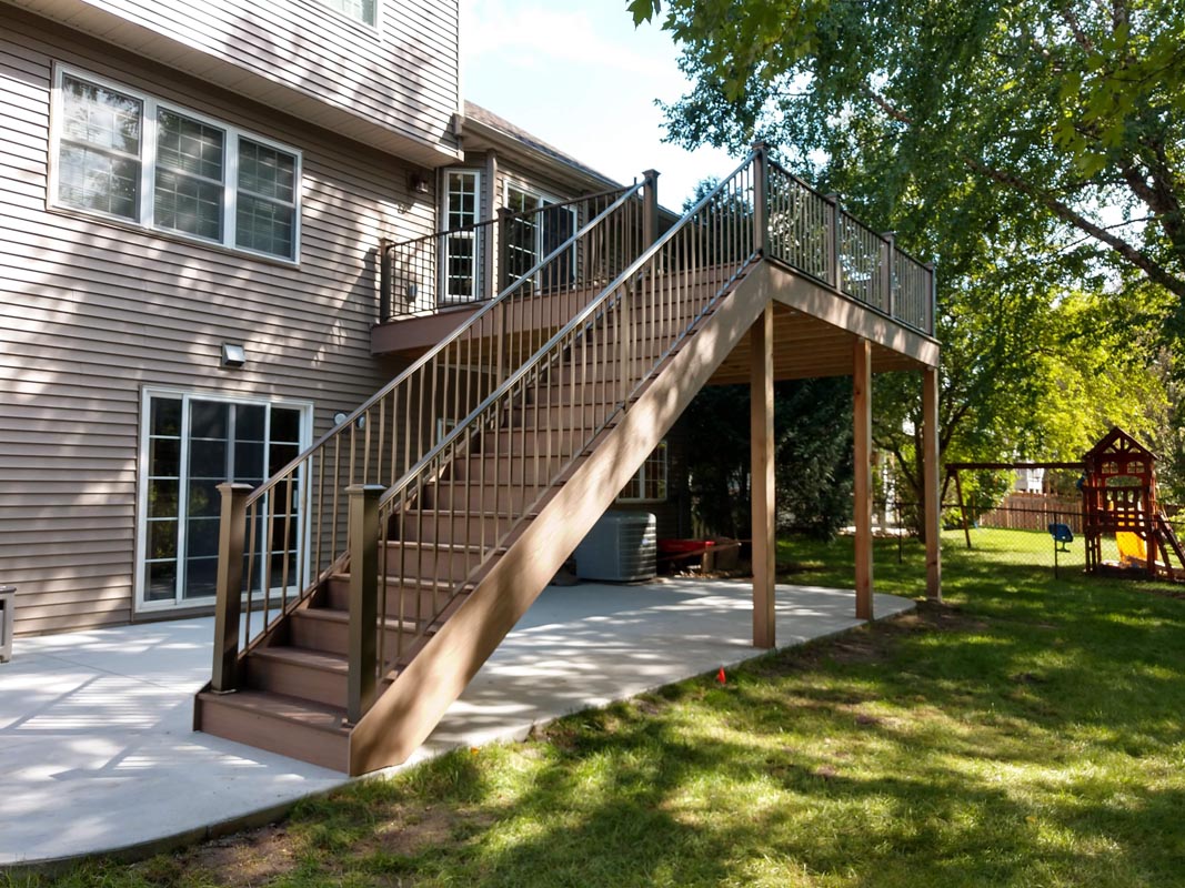 Standard Railing Supply and Installation Services - Get a Quote