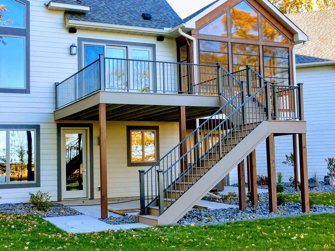 Standard Railing Supply and Installation Services - Get a Quote